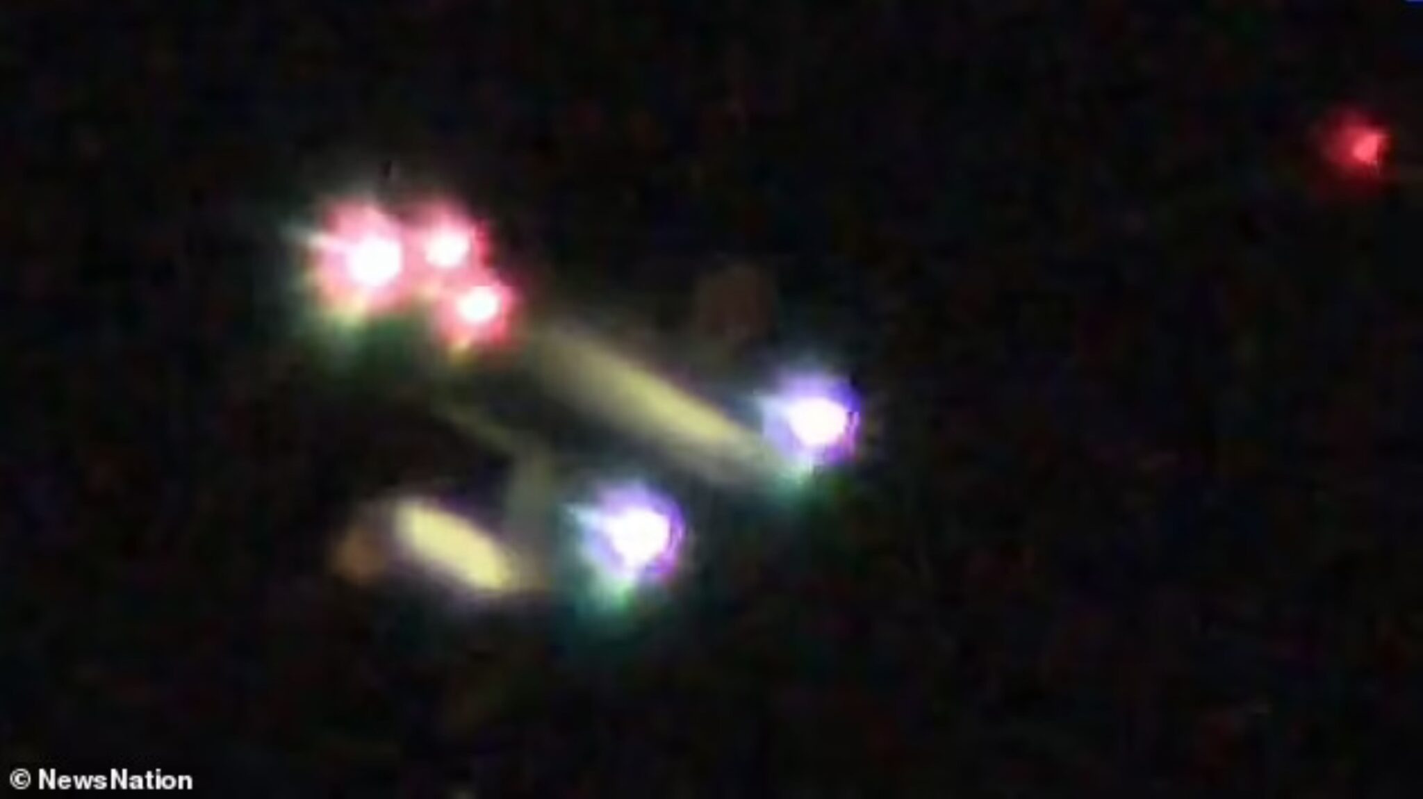 警用无人机追踪失败 神秘UFO轻松甩脱 | 即时 | 国际 | 2024-12-16 – 光明日报