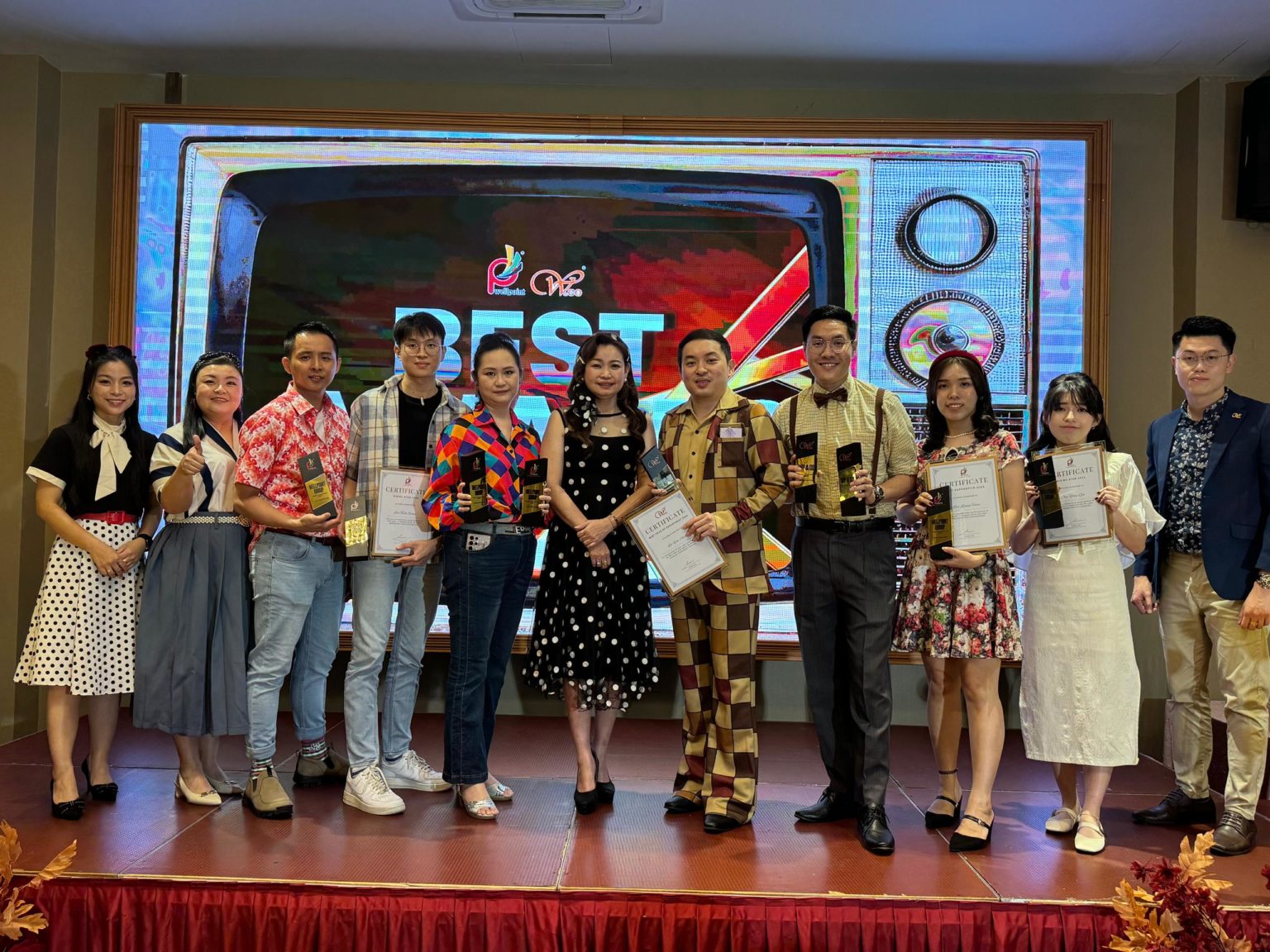 偉博商業管理集團Wellpoint Group 創千萬令吉業績， 准拿督李抒芩少校， 送轎車，發股權于員工 | 商讯 | 2025-01-06 – 光明日报