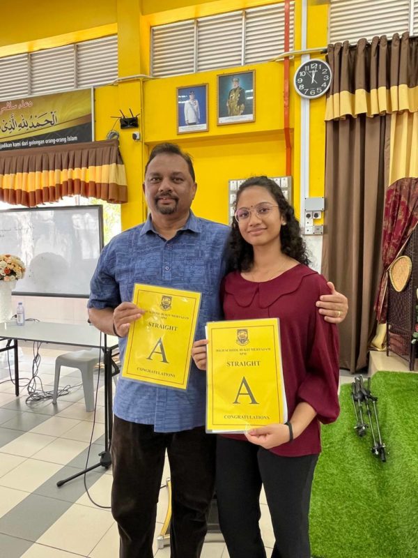 58岁父7A 幼女11A 父女齐考SPM创佳绩 | 精选 | 即时 | 国内 | 2025-04-25 – 光明日报