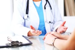 诊所每月开销4万 FPMPAM：日诊53病人方可维持 | 即时 | 国内 | 2025-06-07 – 光明日报